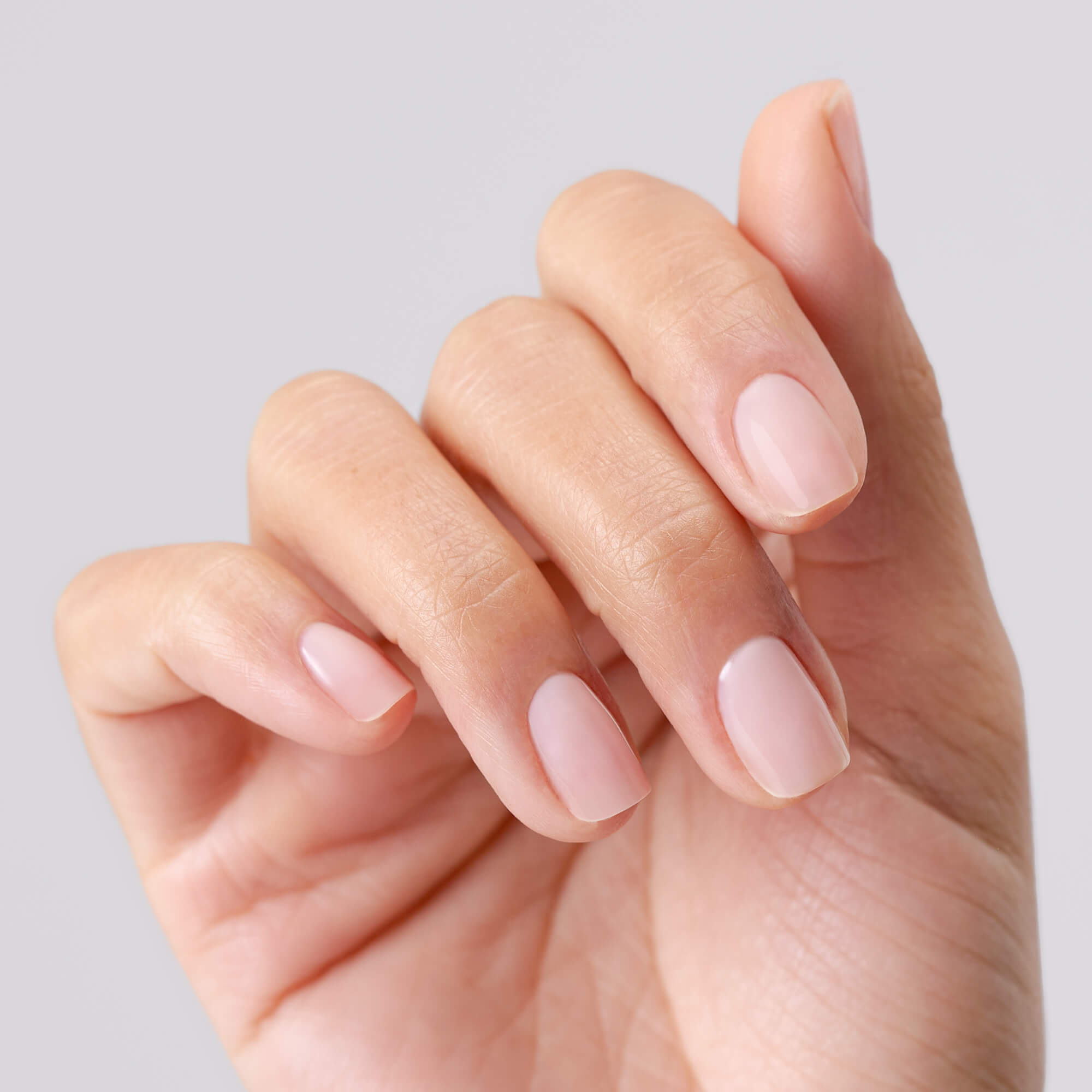 Emergency routine for fragile nails: the do-good duo